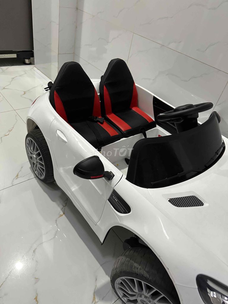 cần bán xe điện trẻ em còn mới.mới mua đc 1 tháng - 130142266